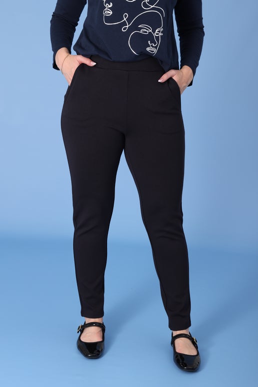 Relaxed Ponti Extra Short Pant With Elastic Waistband in Navy ...